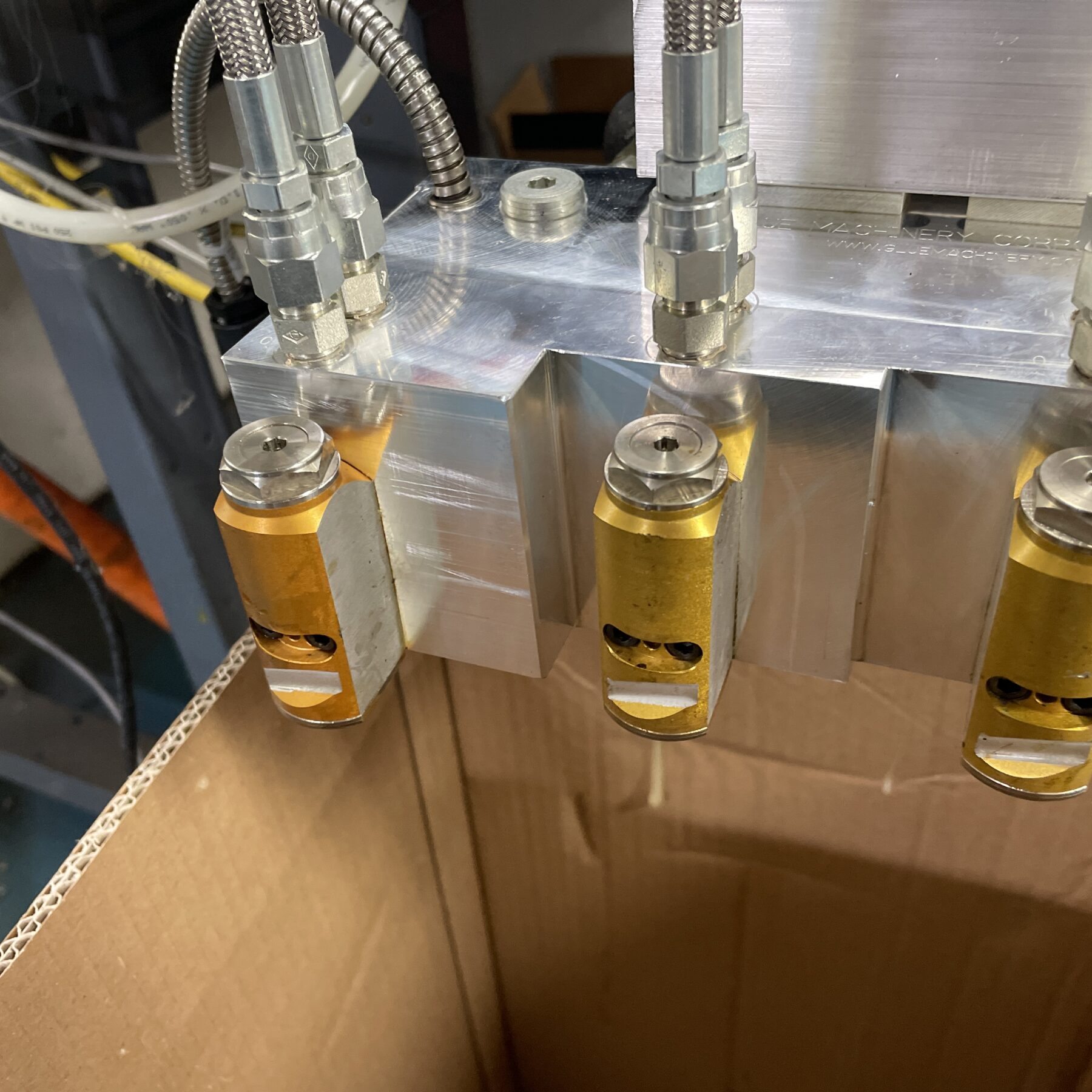 Automatic High Speed Hot Melt Bead Gun BF : Glue Machinery Corp