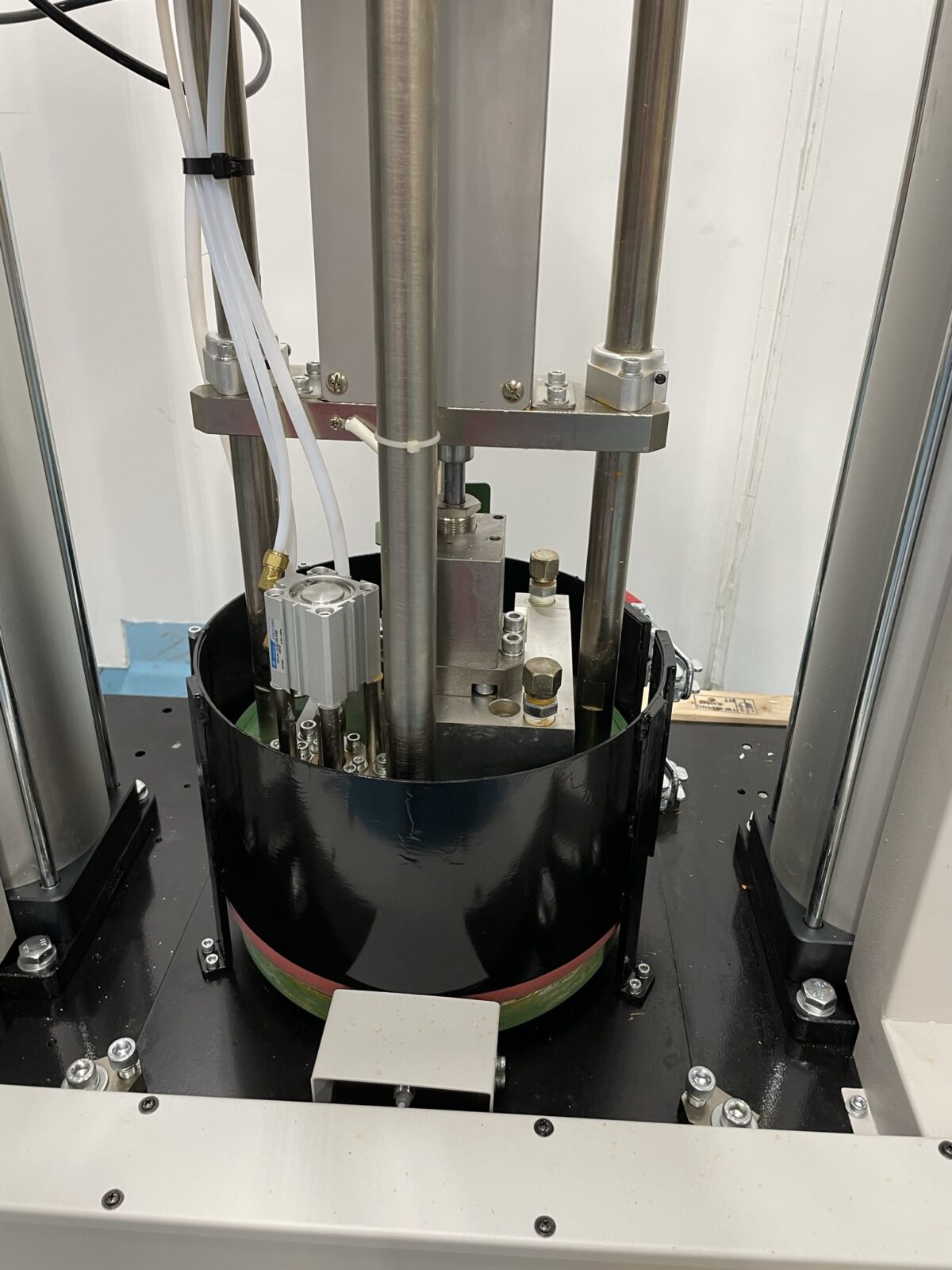 EconoMelt™ Hot Melt Pail Unloader