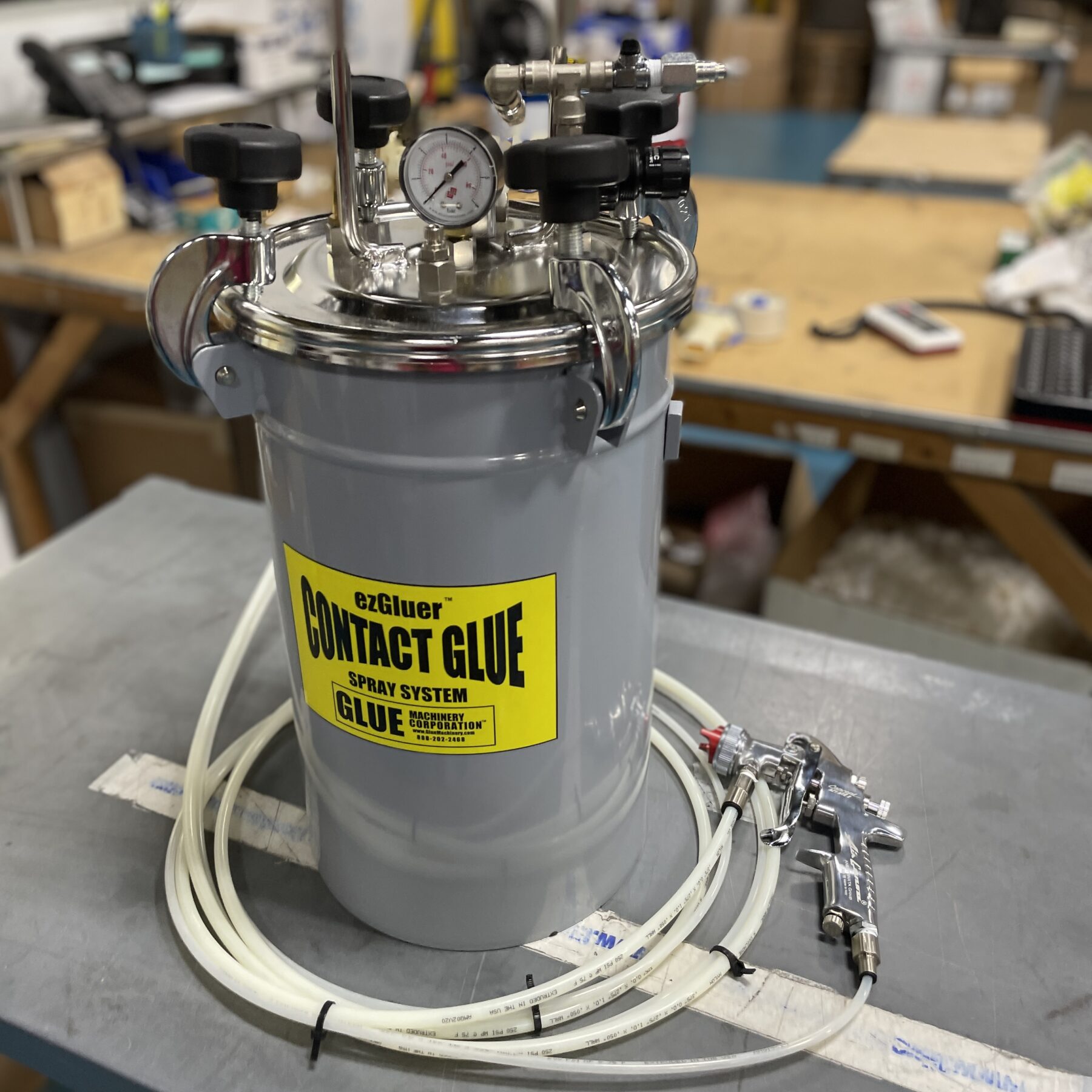 ezGluer™ Contact Glue Spray System : Glue Machinery Corp